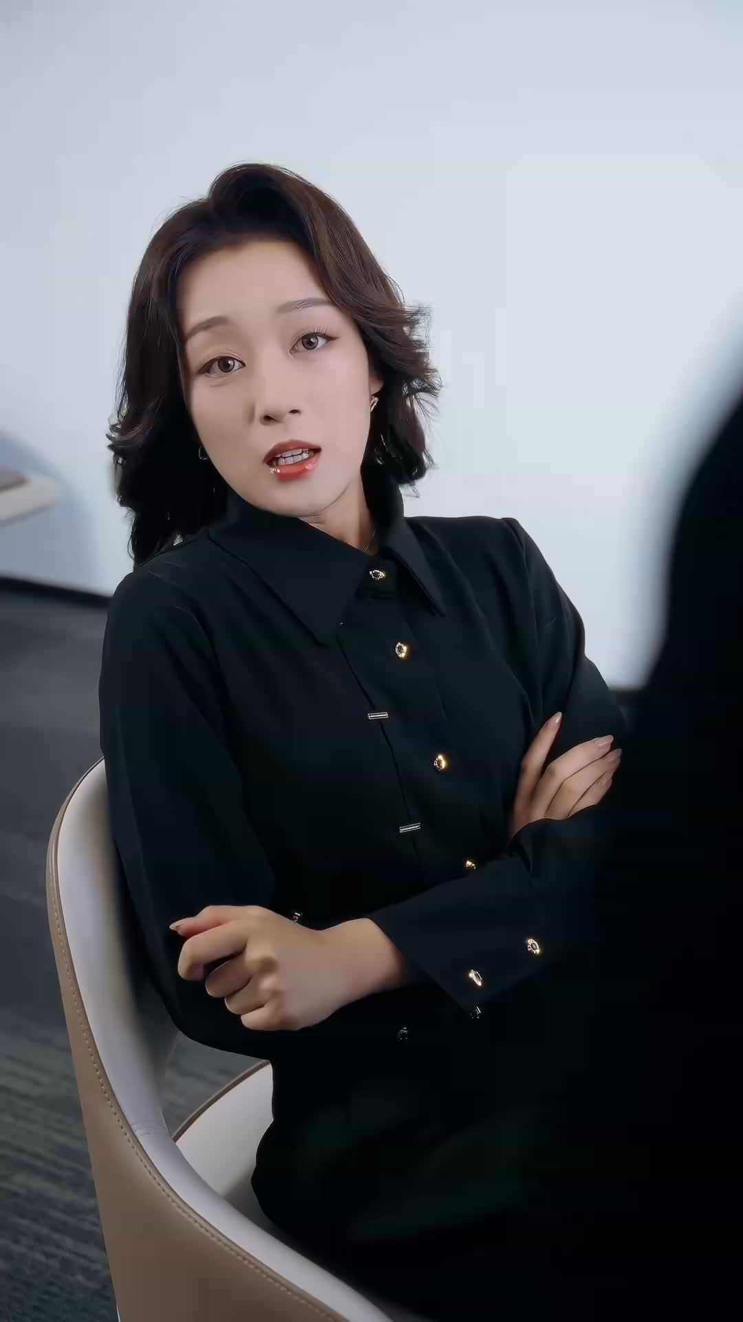 When A Ghost CEO Becomes My Invisible Boyfriend Chinese Drama Episode ...