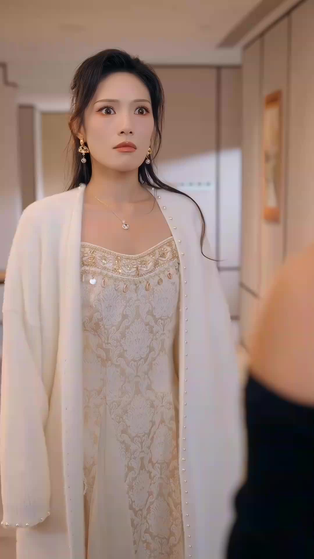 When A Ghost CEO Becomes My Invisible Boyfriend Chinese Drama Episode ...