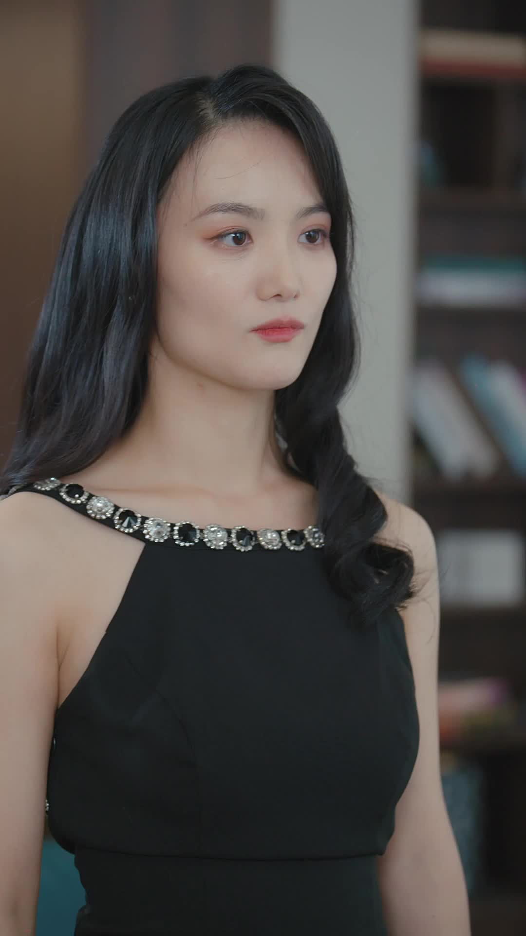 My Gigolo Husband Is a Billionaire Chinese Drama Episode 46 - MoboReels